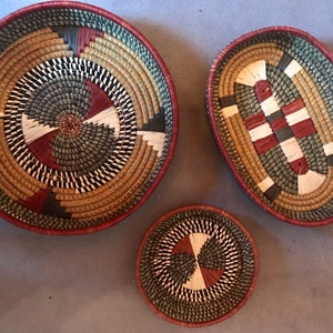 Handwoven Grass Crafts Set Trio of Shallow Trays, Bowls, or Baskets ...