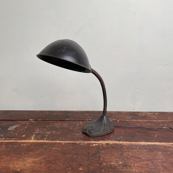 Clamshell Lamp - Etsy