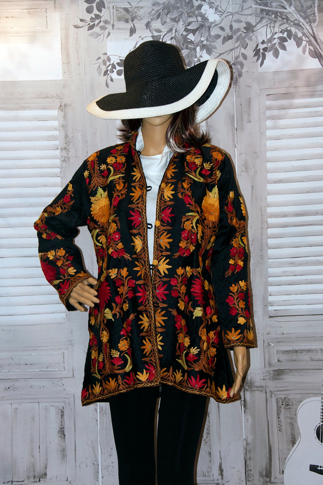 Kashmir Hand Embroidered Half Coat, Hand Woven Silk, Elegant Party Wear ...