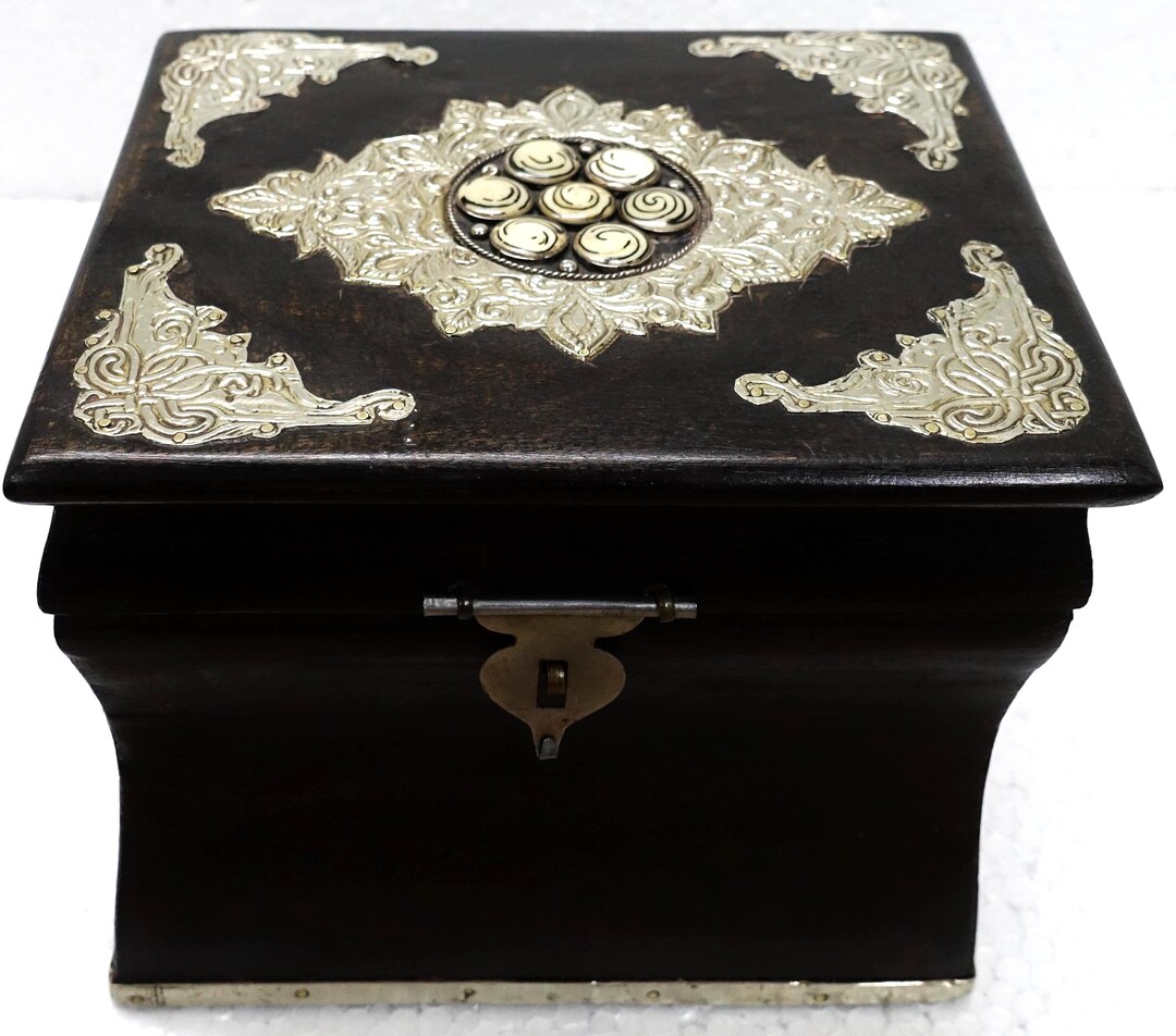 Wood Metal Box /vintage Handmade Box / Jewelry Box / Decorative Storage ...
