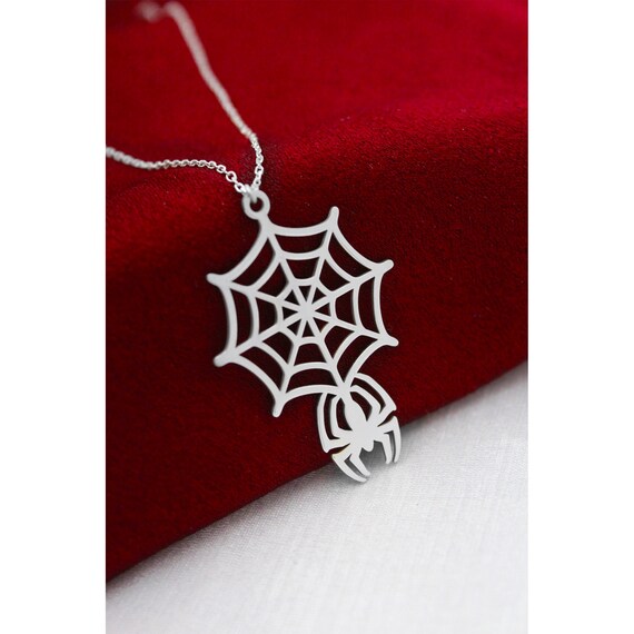 Spider Web Necklace Minimalist Jewelry Spider Lover Gift - Etsy