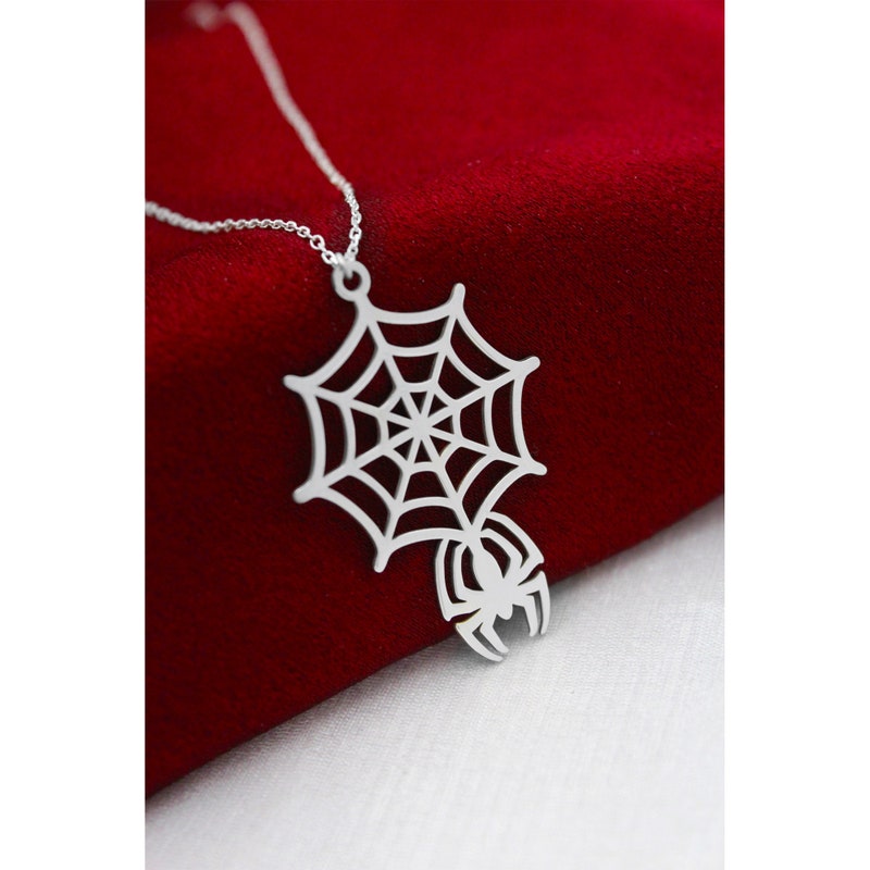 Spider Web Necklace - Etsy