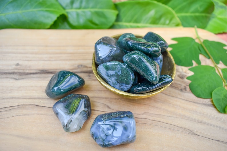 Green Moss Agate Tumble Stone Stabilising Crystal Abundance - Etsy UK