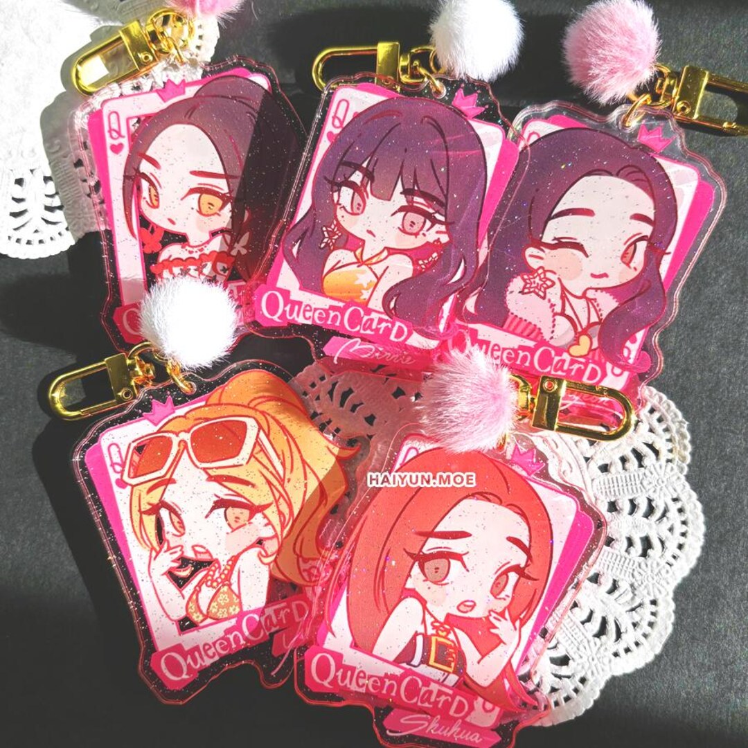 GIDLE Queencard Glitter Keychains / K-pop Fanmerch - Etsy