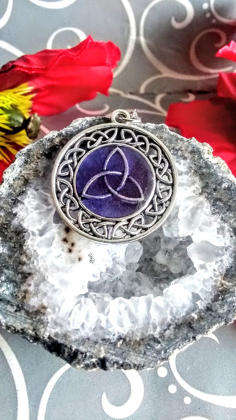 Trinity Amulet Celtic Knot Necklace Celtic Trinity Elven - Etsy