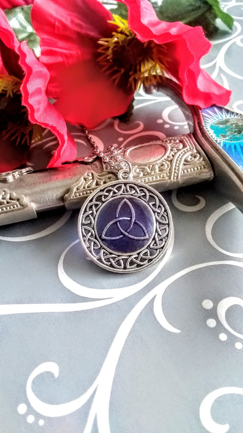 Trinity Amulet Celtic Knot Necklace Celtic Trinity Elven - Etsy