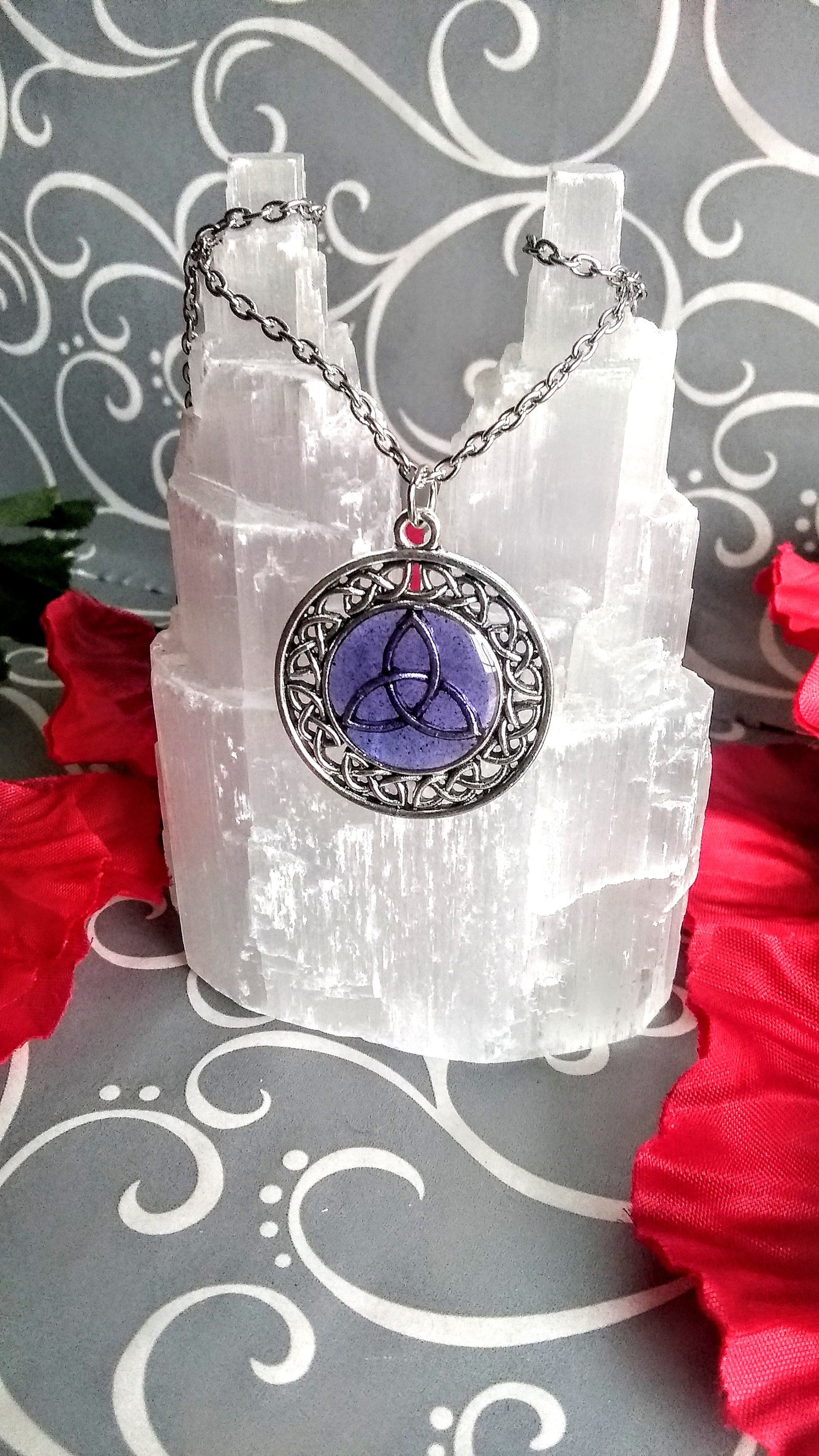 Trinity Amulet Celtic Knot Necklace Celtic Trinity Elven - Etsy