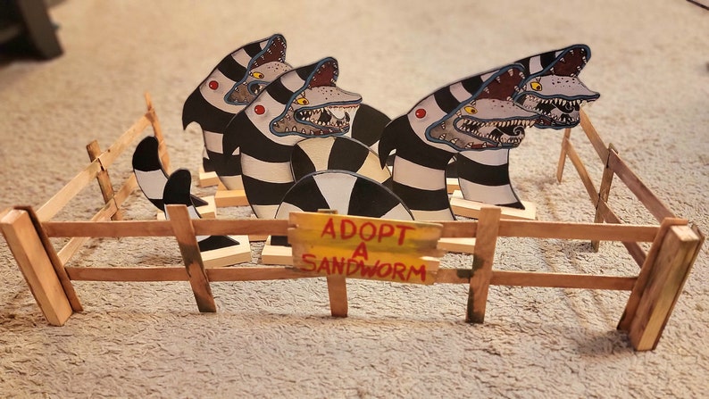 Hand Painted Mini Sandworm: Beetlejuice Inspired Horror Art Decor - Etsy