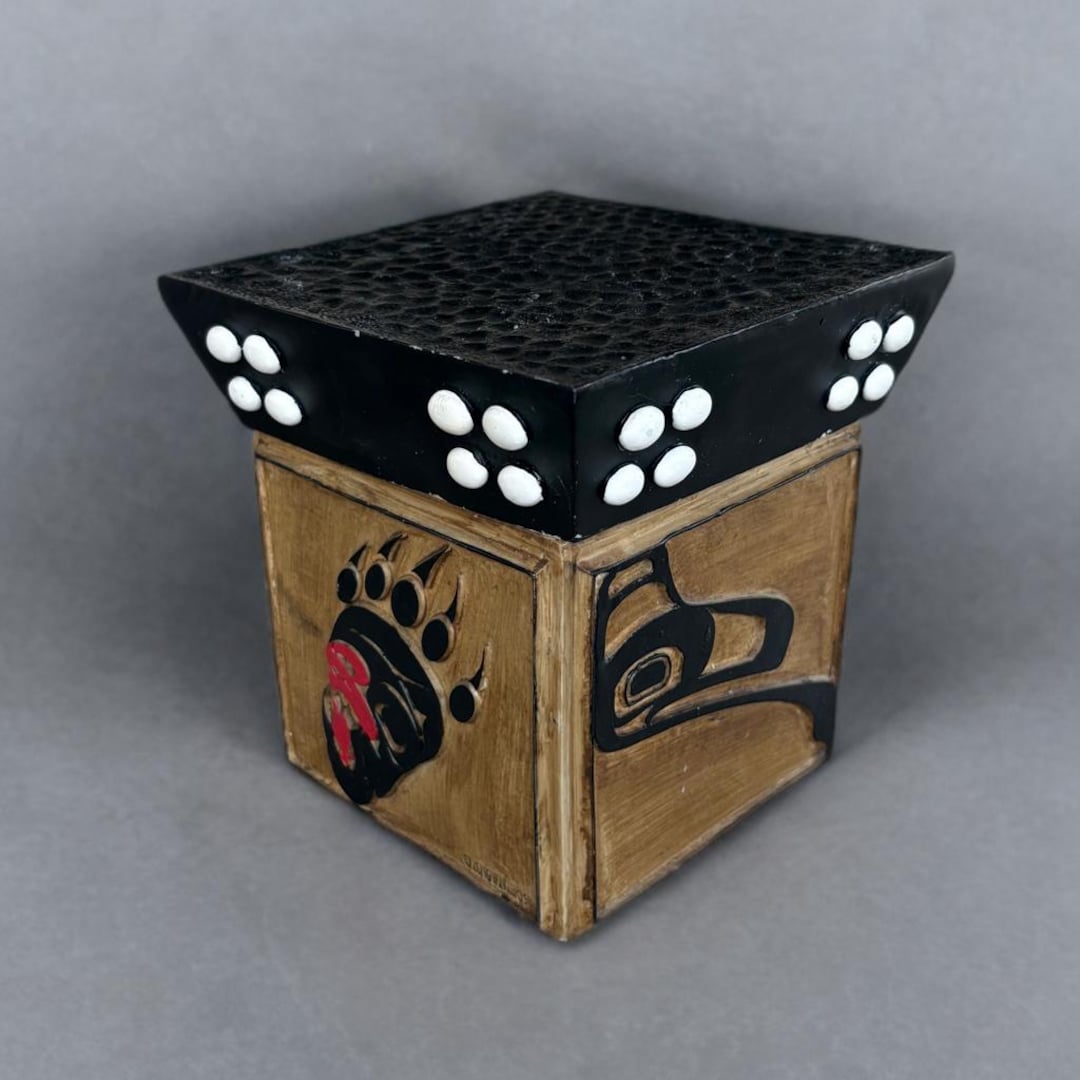 Vintage First Nations Indigenous Northwest Coast Carved Resin Bentwood ...