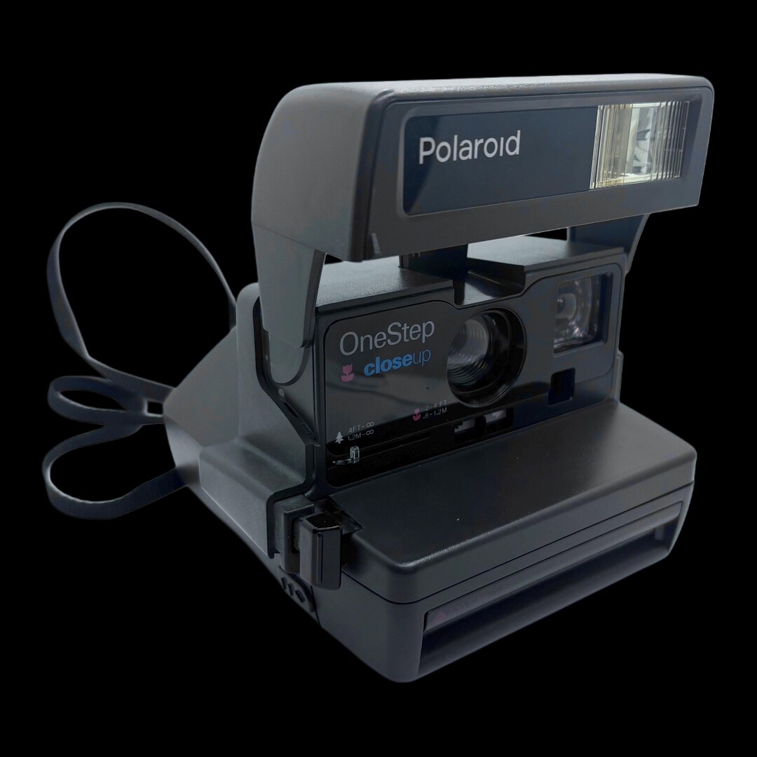 Vintage 1980s Polaroid Onestep Closeup Flash 600 Instant Film Camera ...