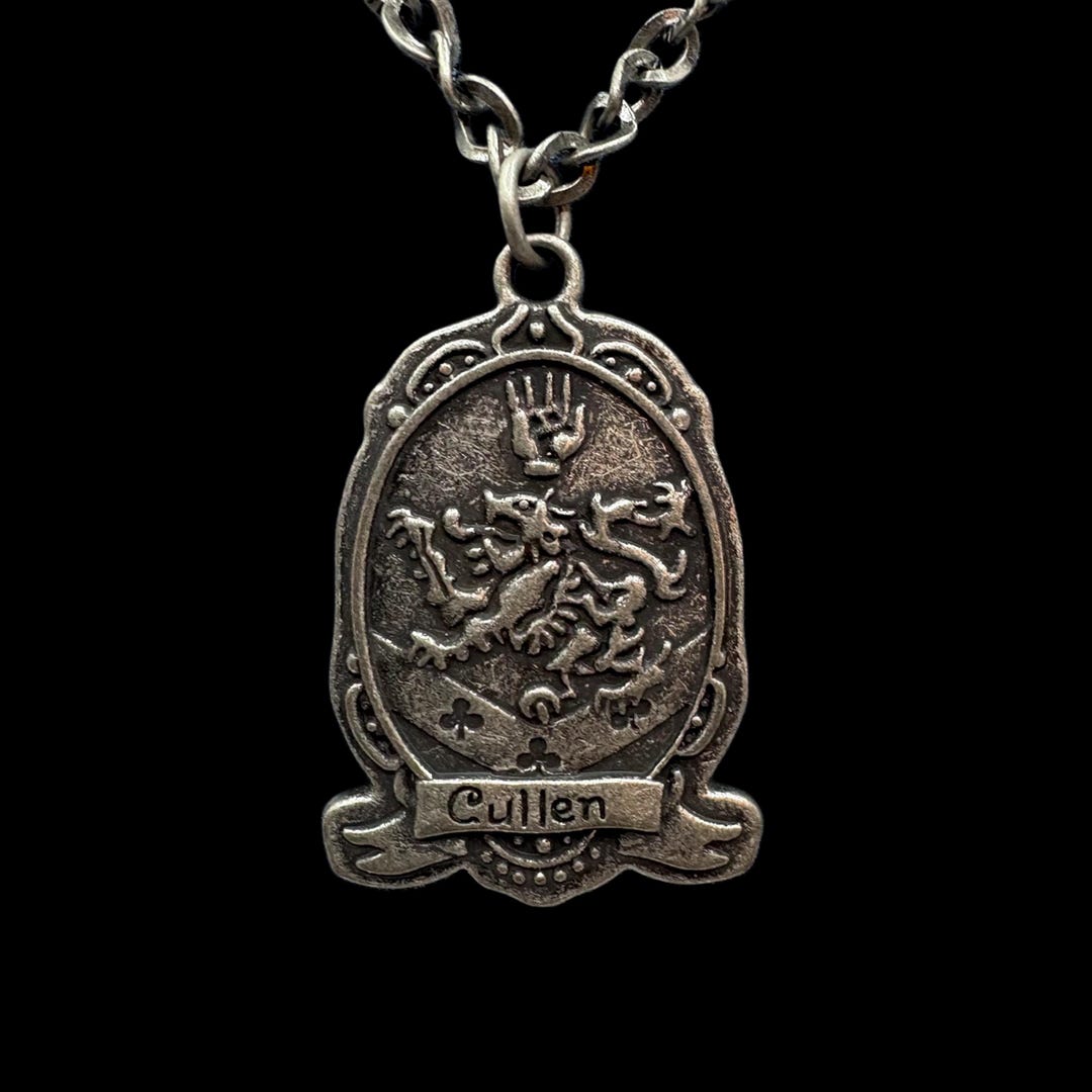 Vintage Y2K Twilight Saga Cullen Family Crest Pewter Tone Long 36 ...