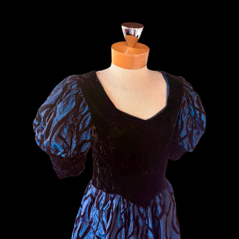 Vintage 1980s Blue Taffeta & Black Velvet Puff Sleeve Basque Waist Maxi ...