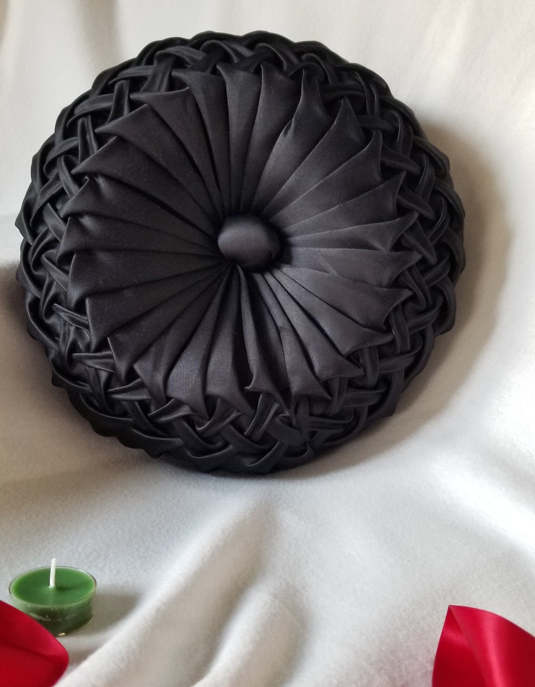 Black Round Pillow, Throw Pillow for Cozy Interior, Pintuck Pillow, New ...