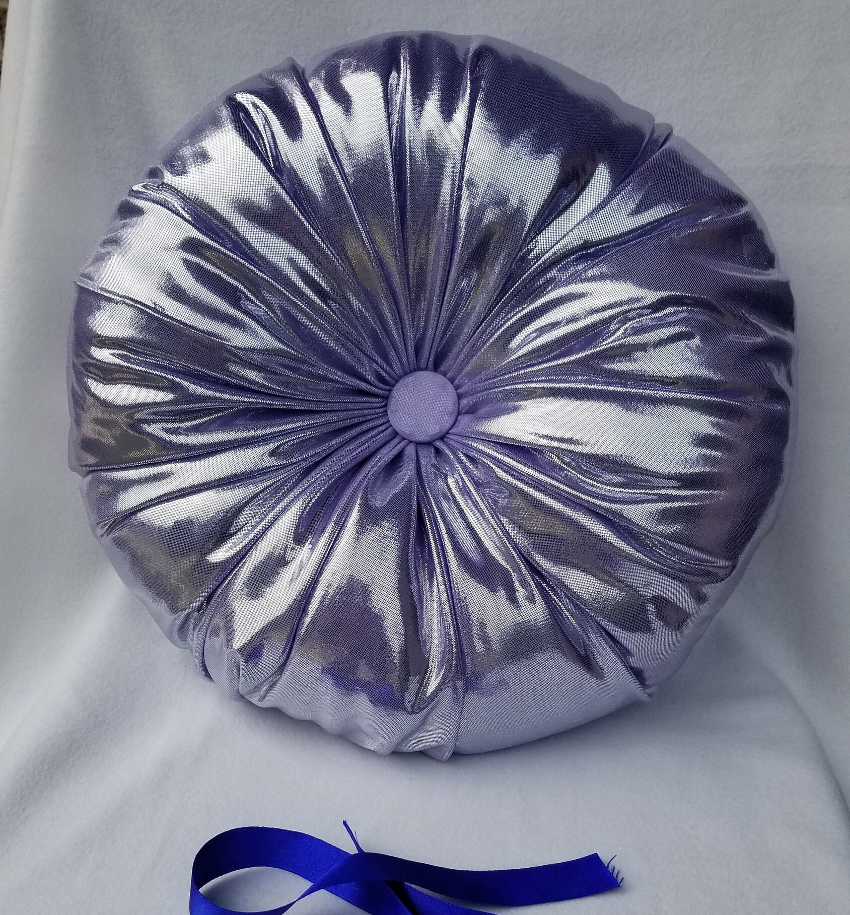 Luxury Shimmer Lavender Round Pillow, Pintuck Pillow, Throw Pillow ...