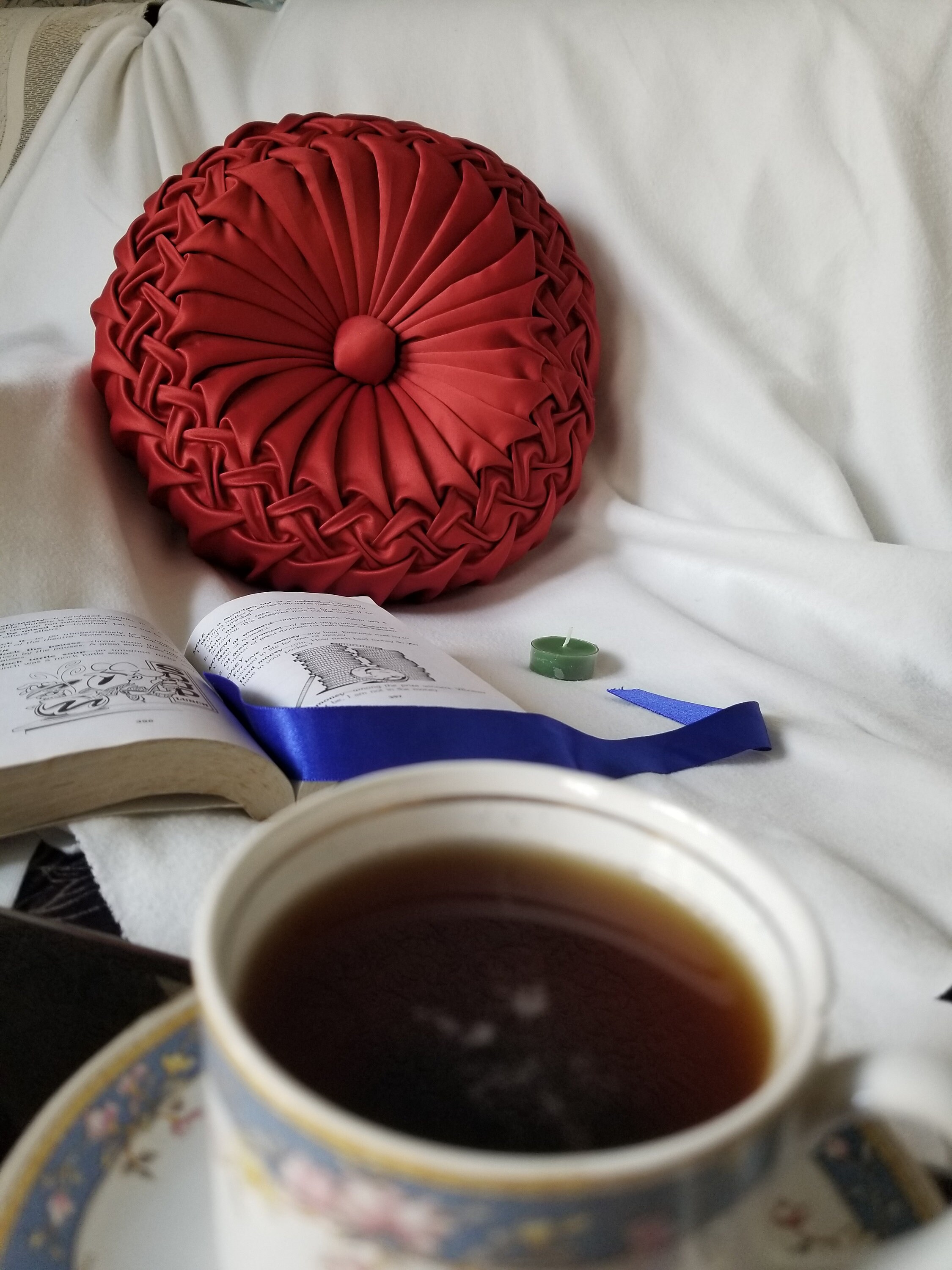 Red Rust Round Pillow, Throw Pillow, Smocking Pillow, Pintuck Pillow ...