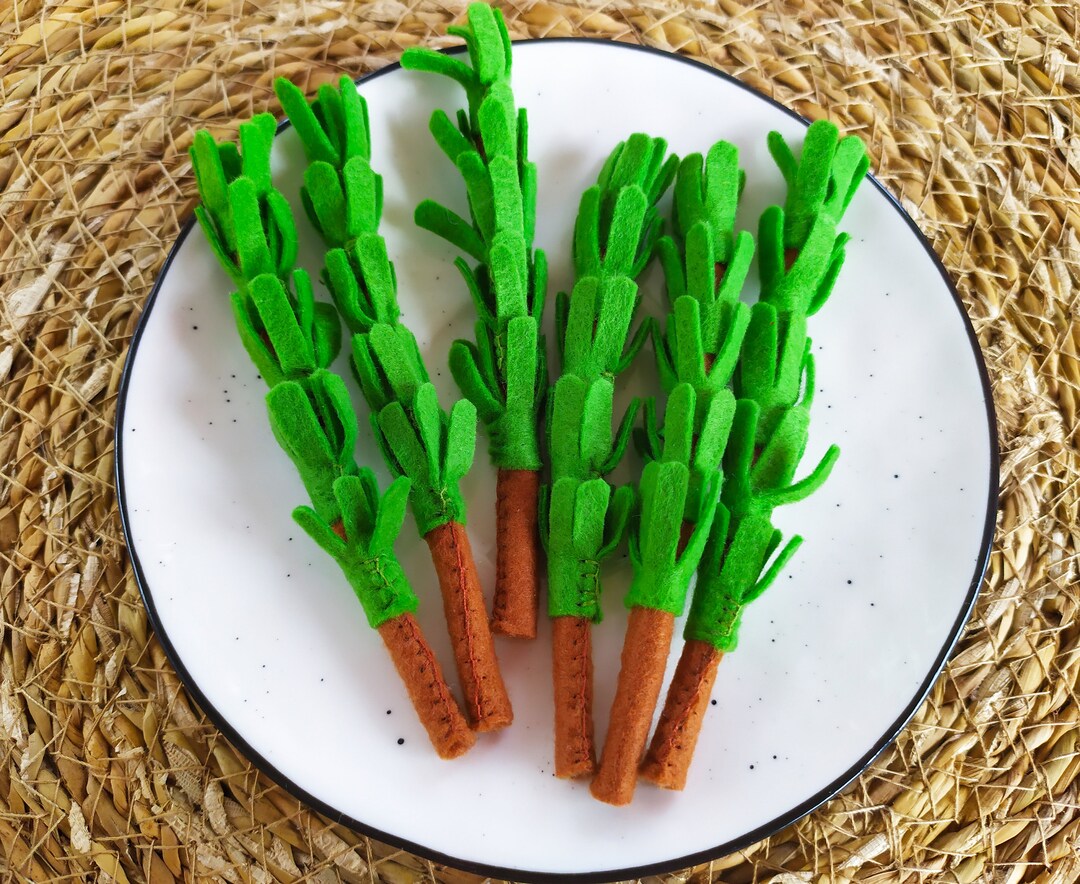 Felt Rosemary Play Food Toy - Etsy