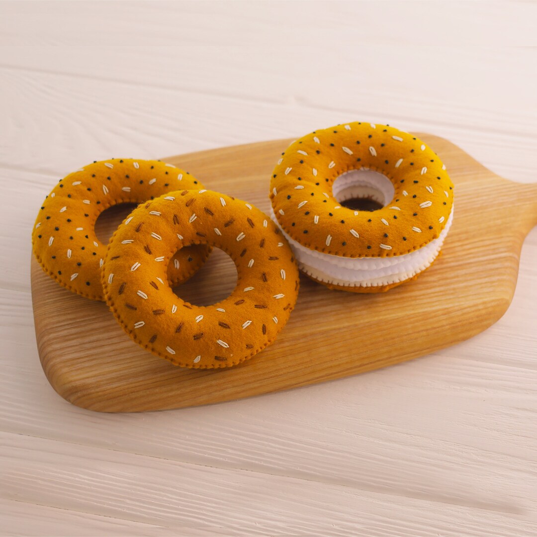 Felt Bagel With Cream Cheese: Kids Pretend Play Toy - Etsy