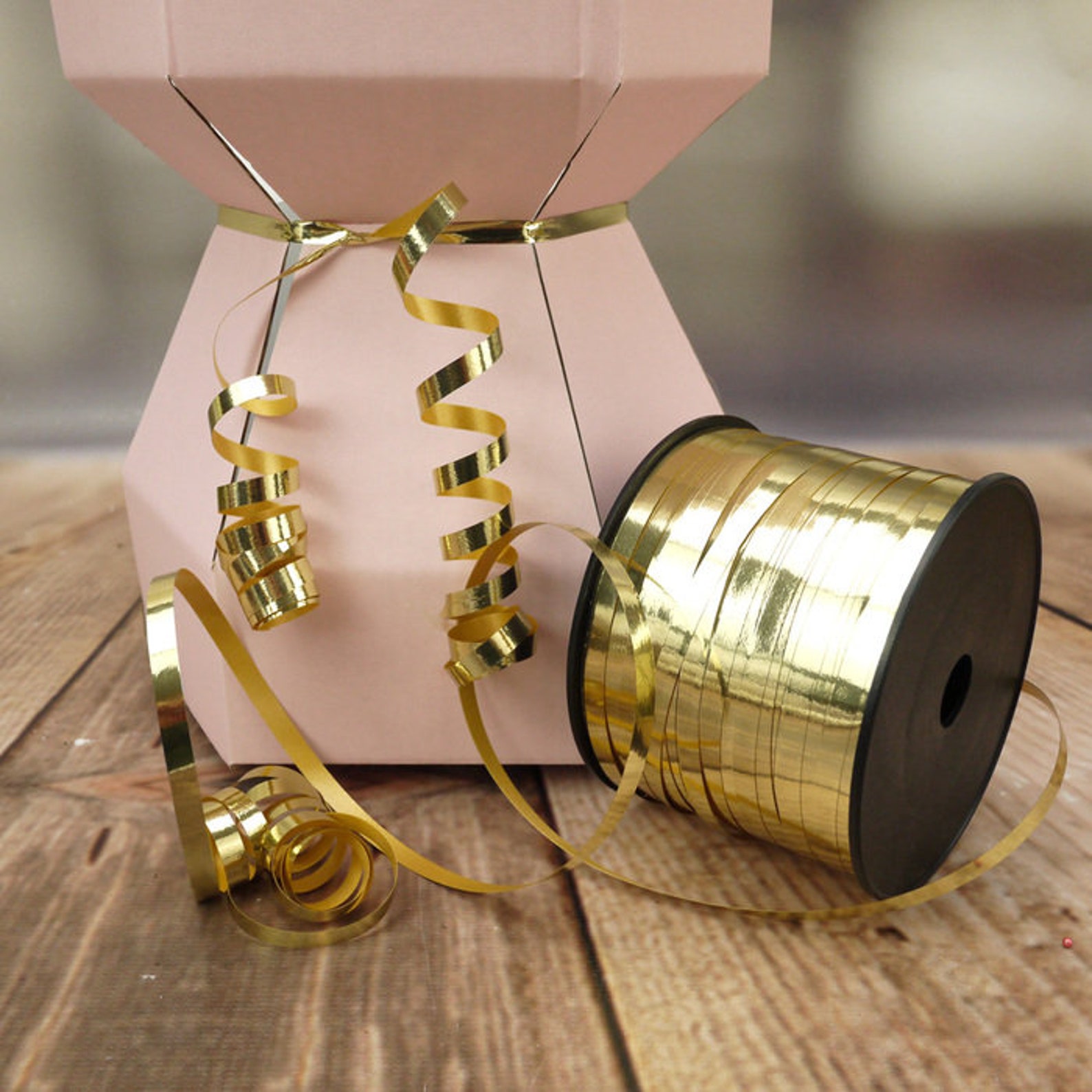 Gold Metallic curling ribbon for balloons or gift wraps 5mm | Etsy