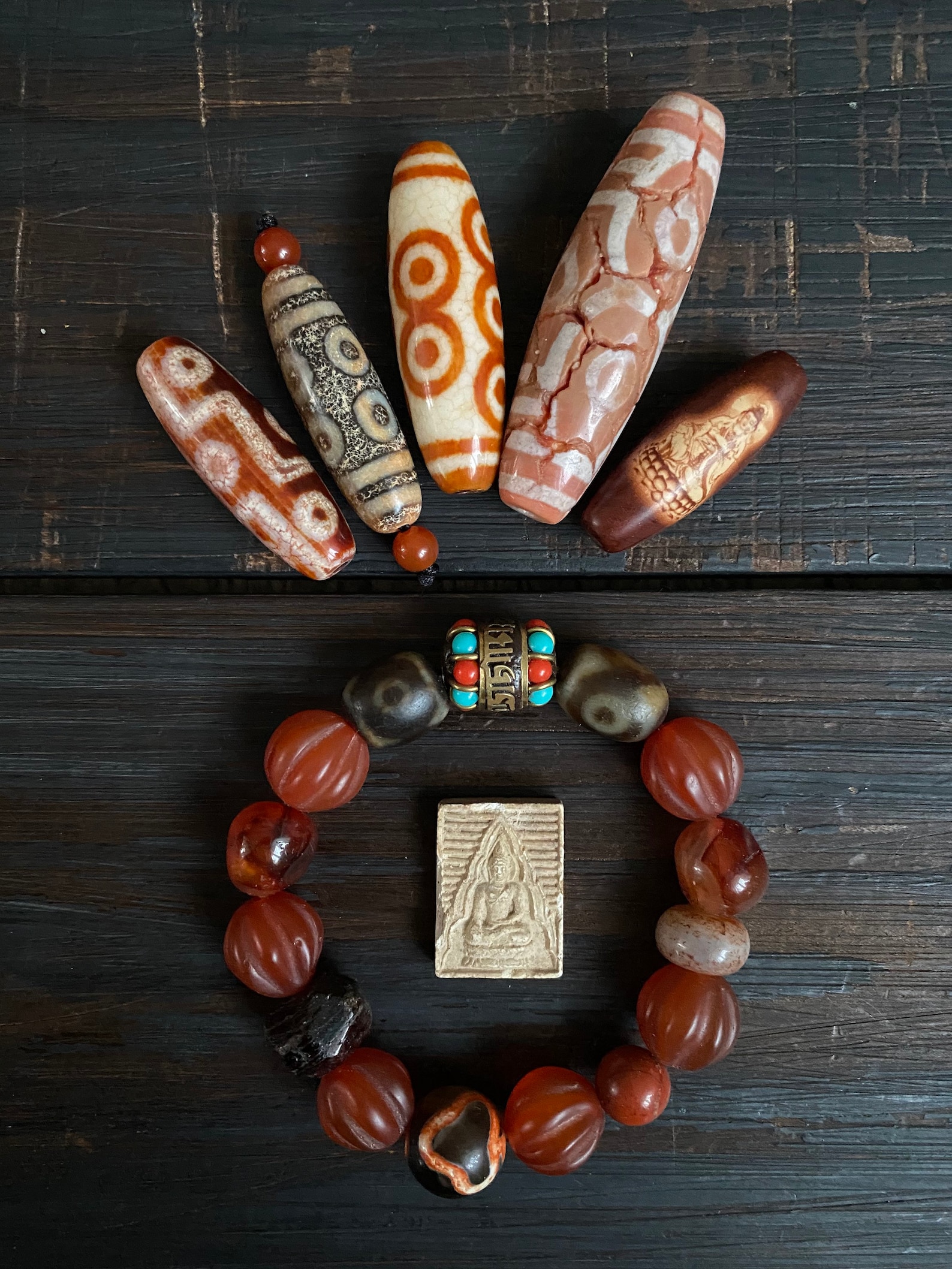 Tibetan dZi bead 8 eyes . Rare dzi gzi beads | Etsy