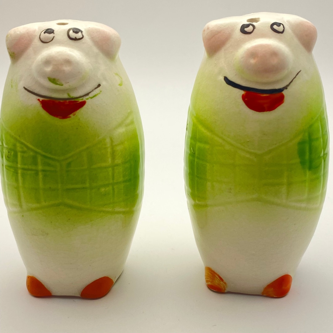 Vintage Japan Pig Salt and Pepper Shakers - Etsy