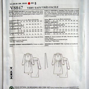 Vogue 8847, Loose-fitting Pullover Dress With Collar and Border Print ...