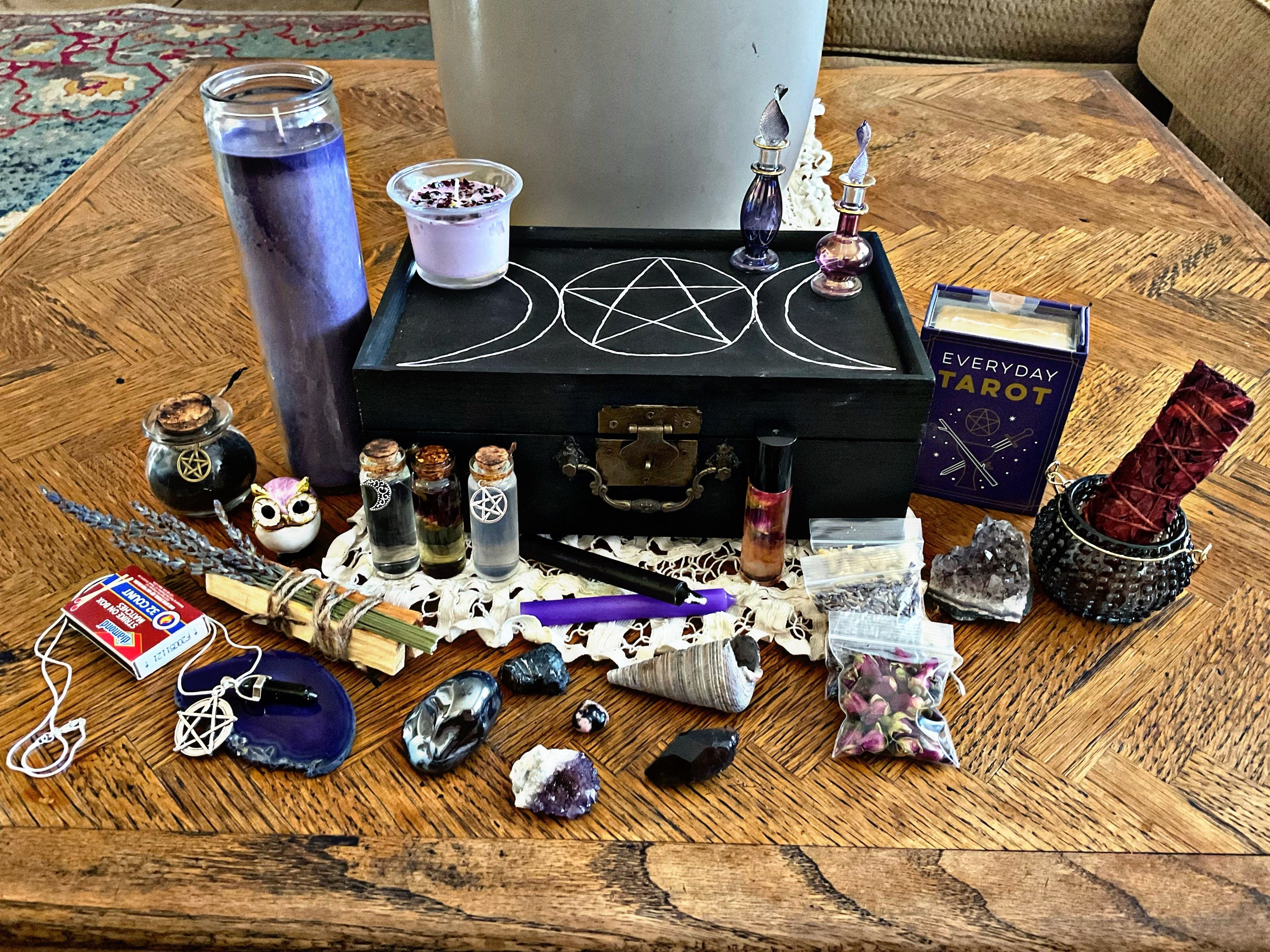 Beginner Witch Set/ Altar Supply Box Set/ Wiccan Gift-box/ - Etsy