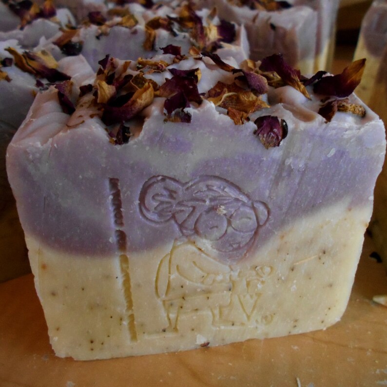 Handmade Provence French Lavender Soap With Crushed Organic Rose Petals ...
