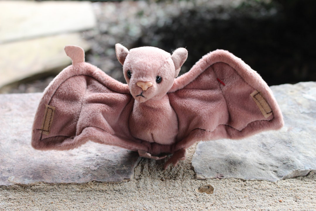1996 RETIRED Original + Batty the Bat + TY Beanie Baby + Mint + Tag ...