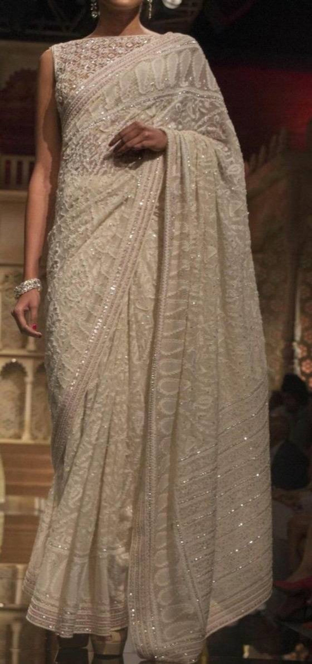 Authentic Handmade Chikankari Saree | Pure Georgette Kamdani Chikankari ...