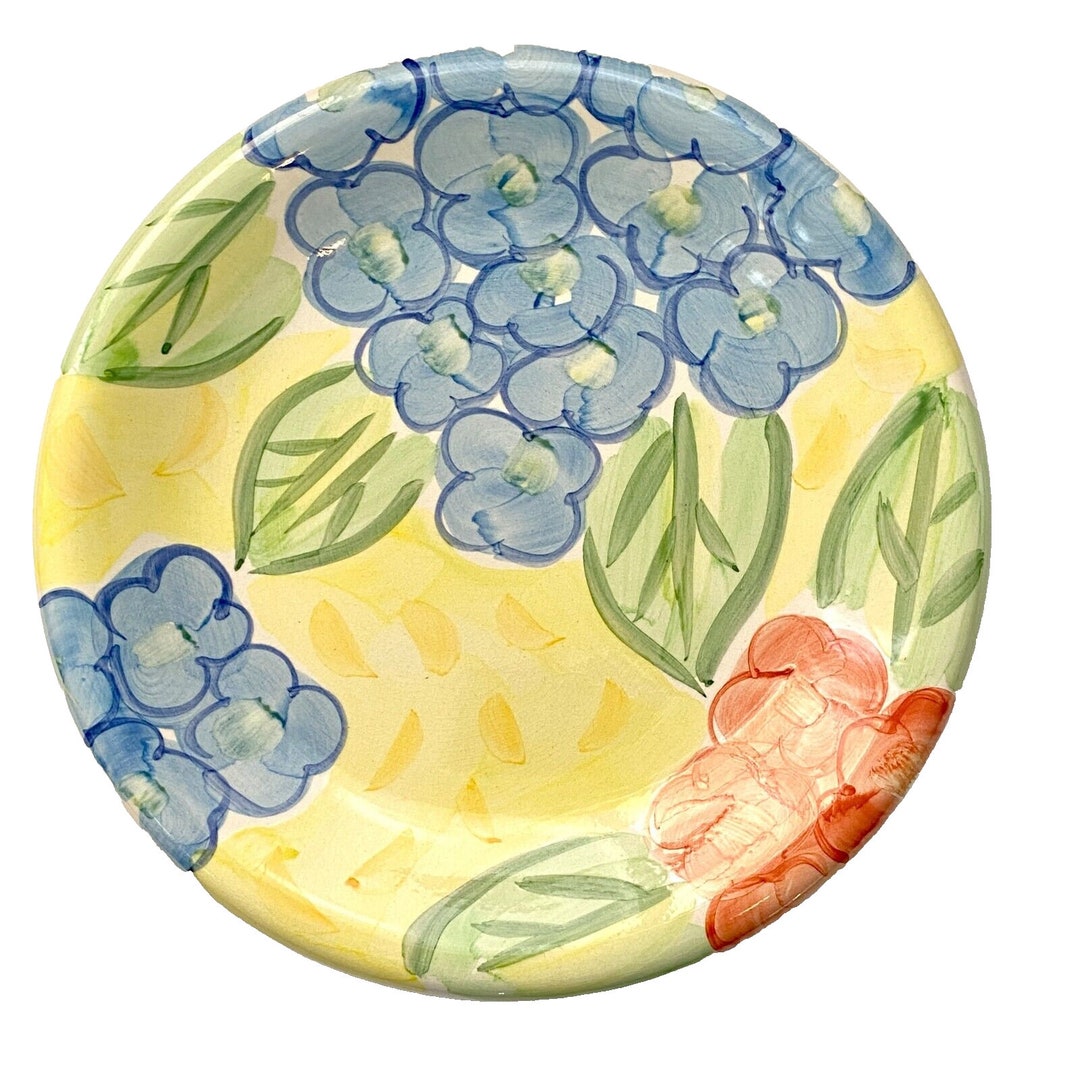 4 Dinner Plates / BELLA FLORA / Yellow Green Red Blue / Flowers Leaves ...