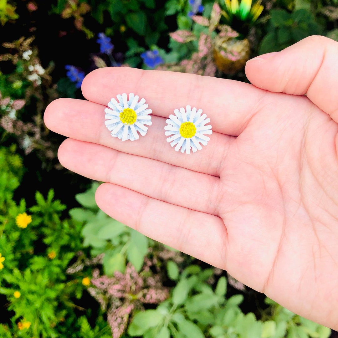 Daisy Push Back Earrings Daisy Stud Earrings White Daisy Stud Earrings ...