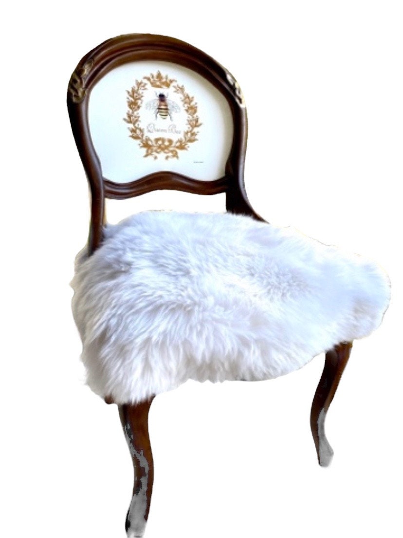 Petite Queen Bee Chair: Vanity Office Reading Furniture Table Seat ...