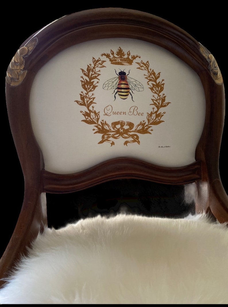 Petite Queen Bee Chair: Vanity Office Reading Furniture Table Seat ...