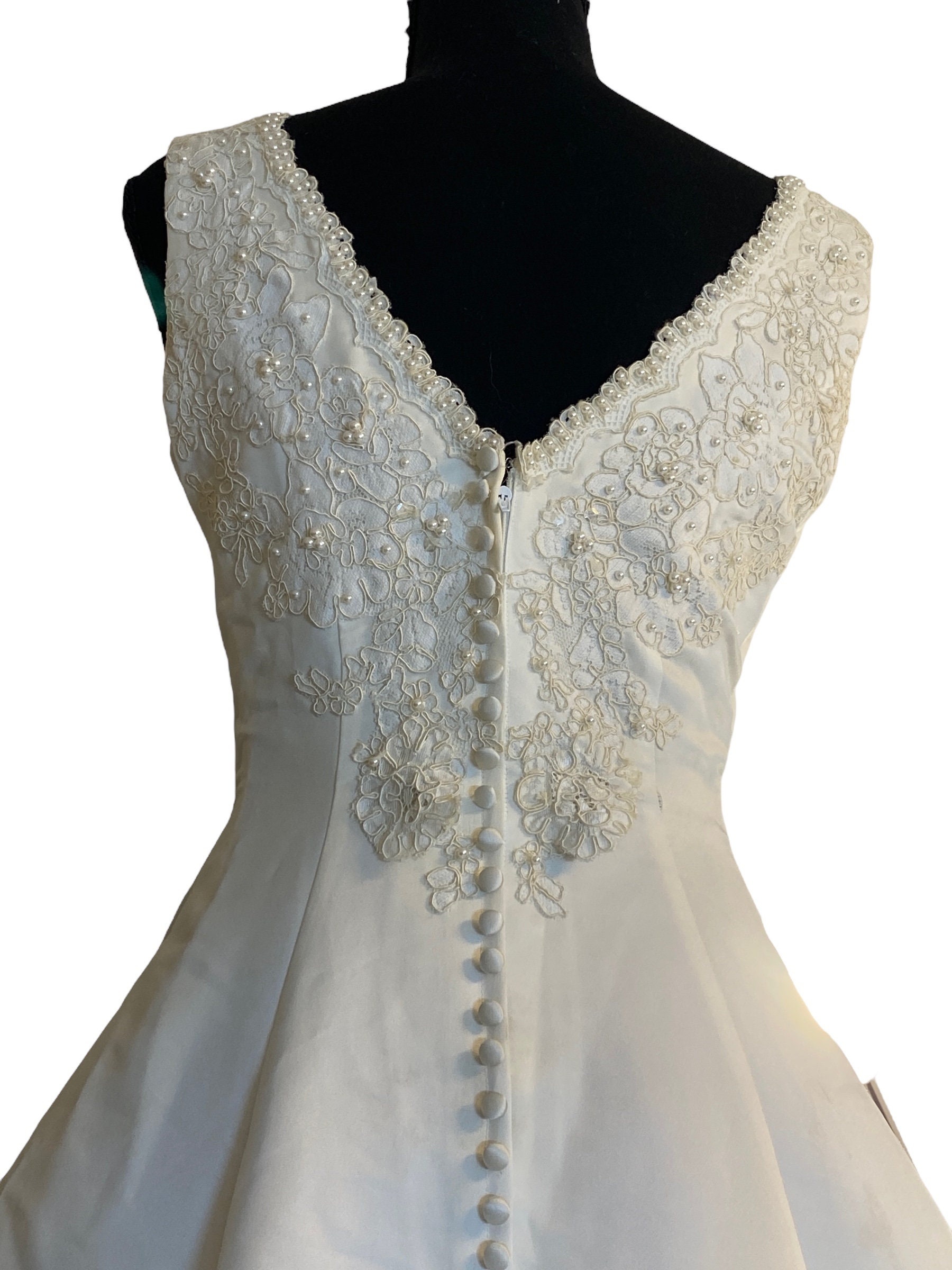 The Ever After Chair: Wedding Dress Chair Custom Preserved Gown ...