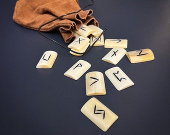 Runes Elder Futhark Runes Bone Runes Bobcat Toe-bone Runes Magick ...