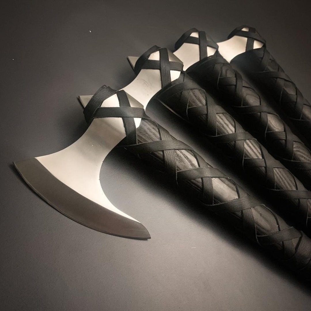 The Black Ragnar - Etsy