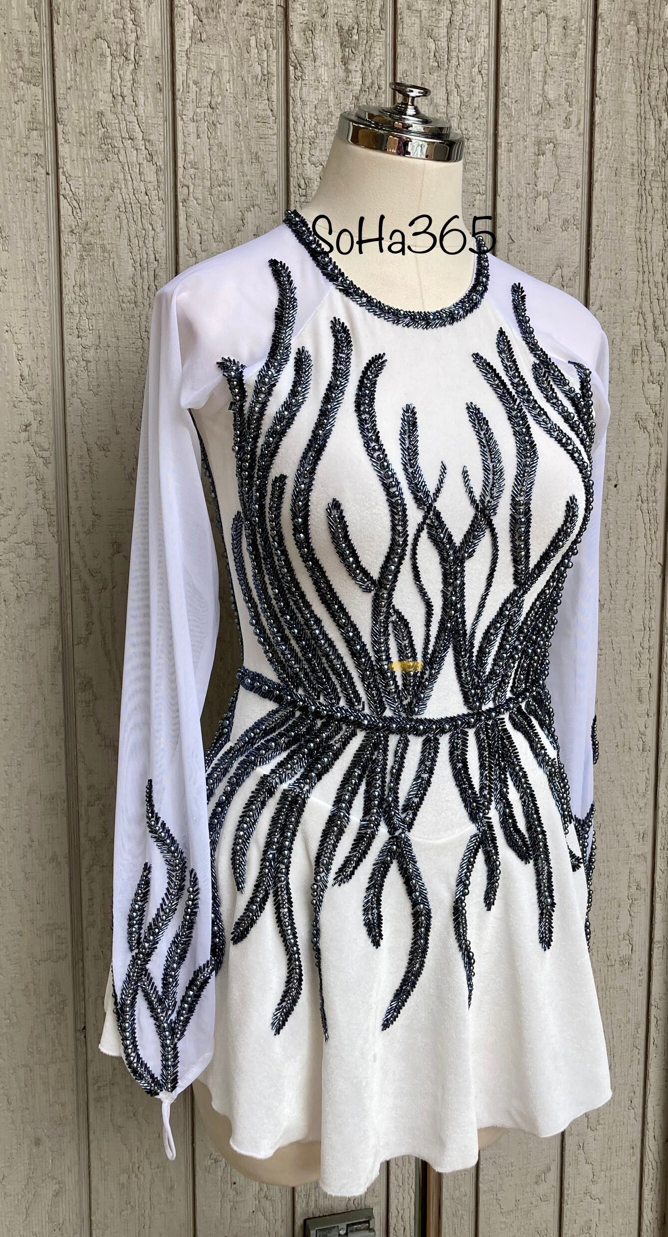 White and Deep Blue Velvet Ice Skating Dress/competition Performance ...