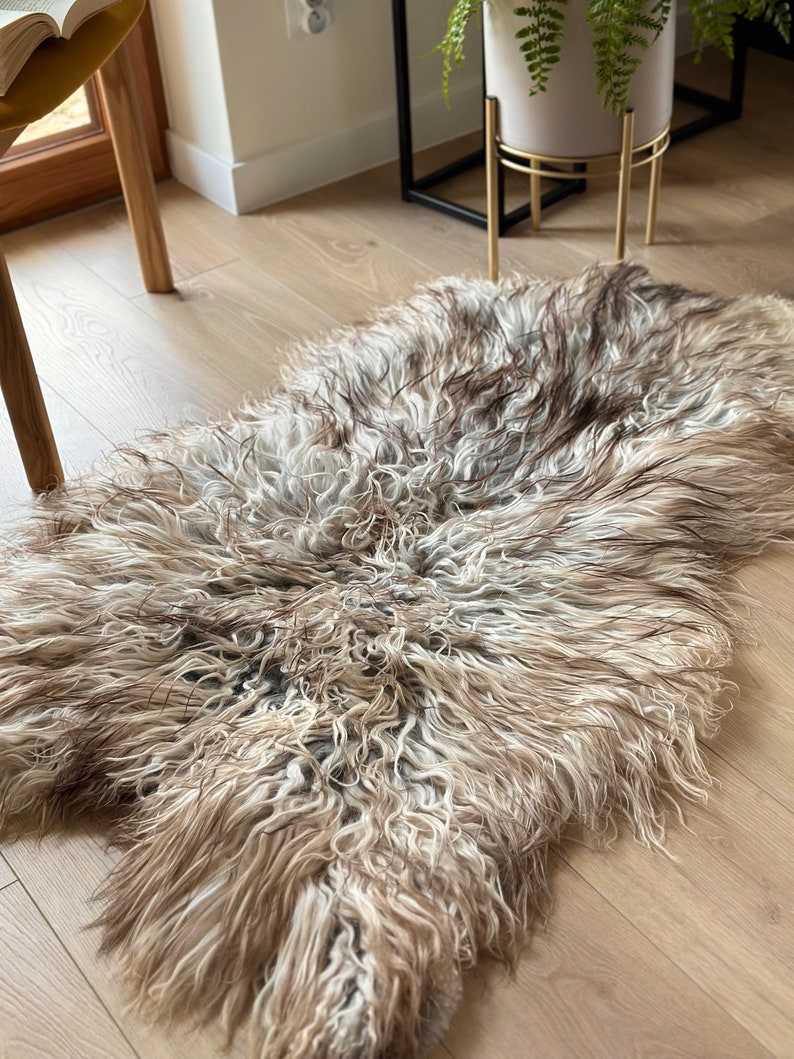 Gotland Sheepskin, Brown Mouflon, Sheepskin Rugs, White and Brown ...