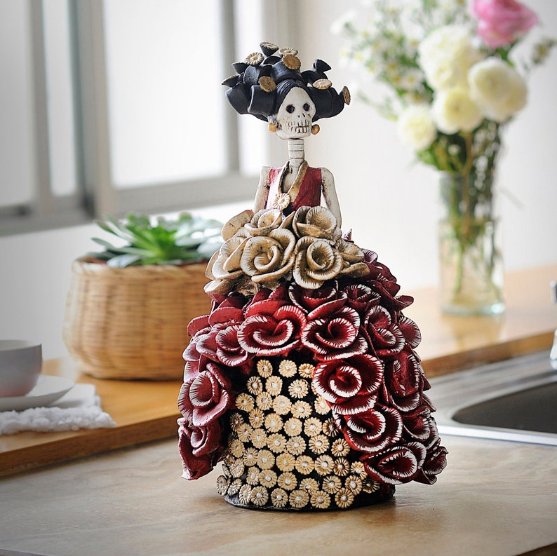 Catrina Miranda in Red & Gold - Etsy
