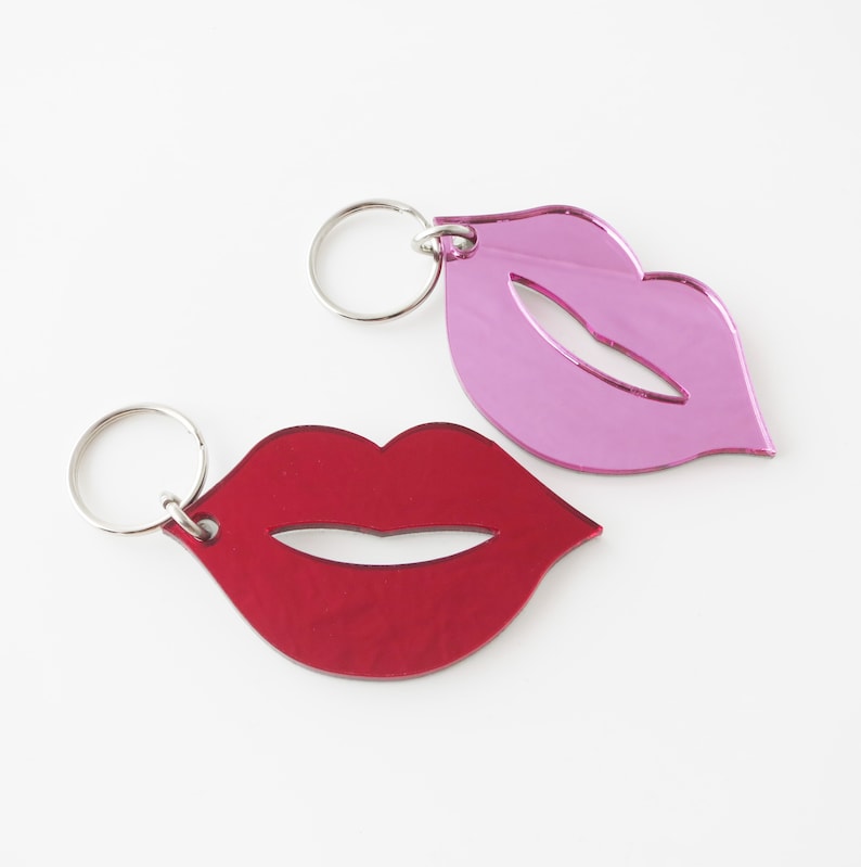 Personalized Lips Key Chain Engraved With Name | Etsy