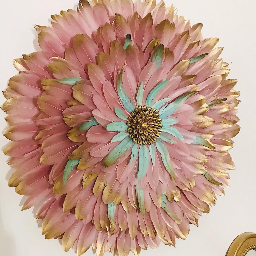 JUJUHAT “PINK SAGE” – Wall Decoration in Pink, Gold and Sage Feathers ...