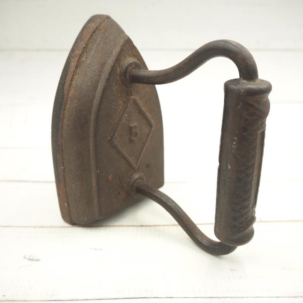 Antique Sad Iron - Etsy
