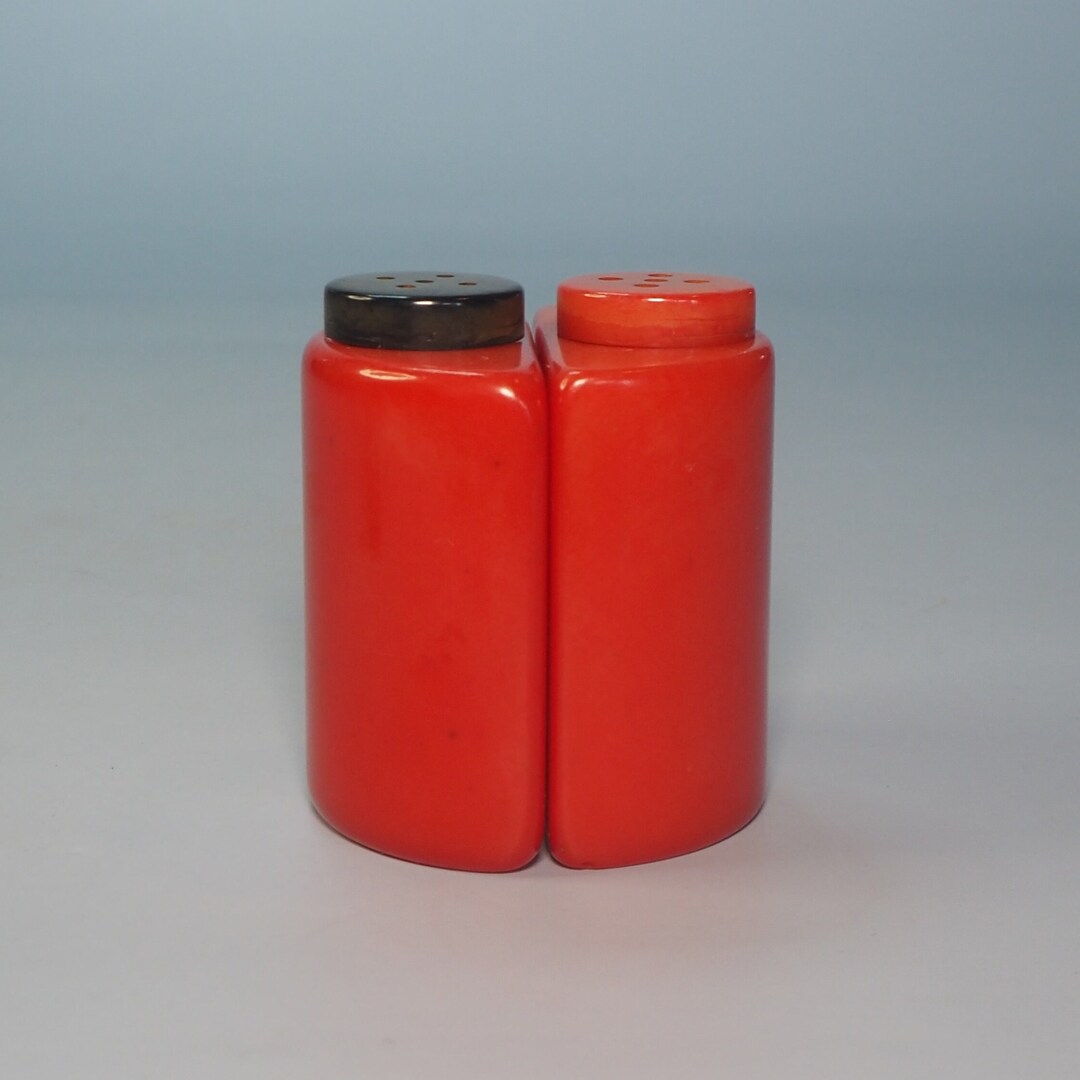 Vintage Bakelite Red Half Moon Salt and Pepper Shakers Art Deco - Etsy