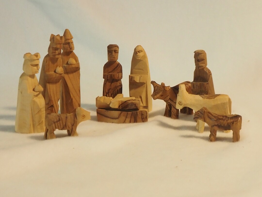 Nativity Scene Hand Carved Wood 12 Pieces Primitive Creche Scene - Etsy