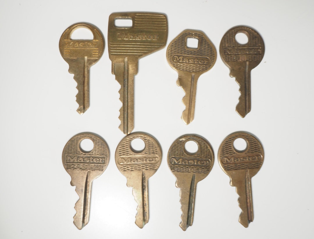 Vintage Master Lock Brass Keys Set of Eight Collectible Keys Vintage ...