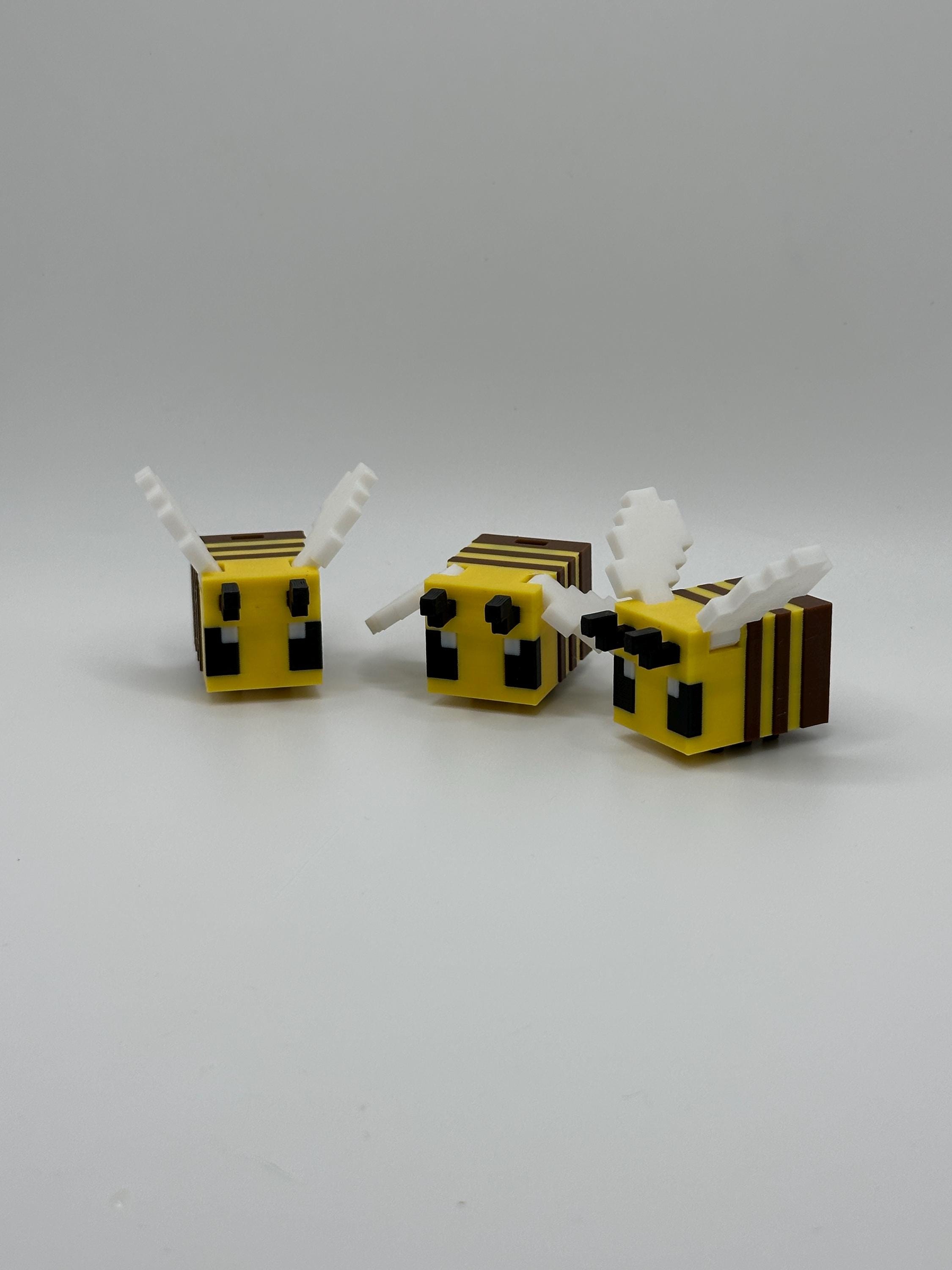 Minecraft-inspired Articulated Bee – 3D Printed Figure With Moving ...