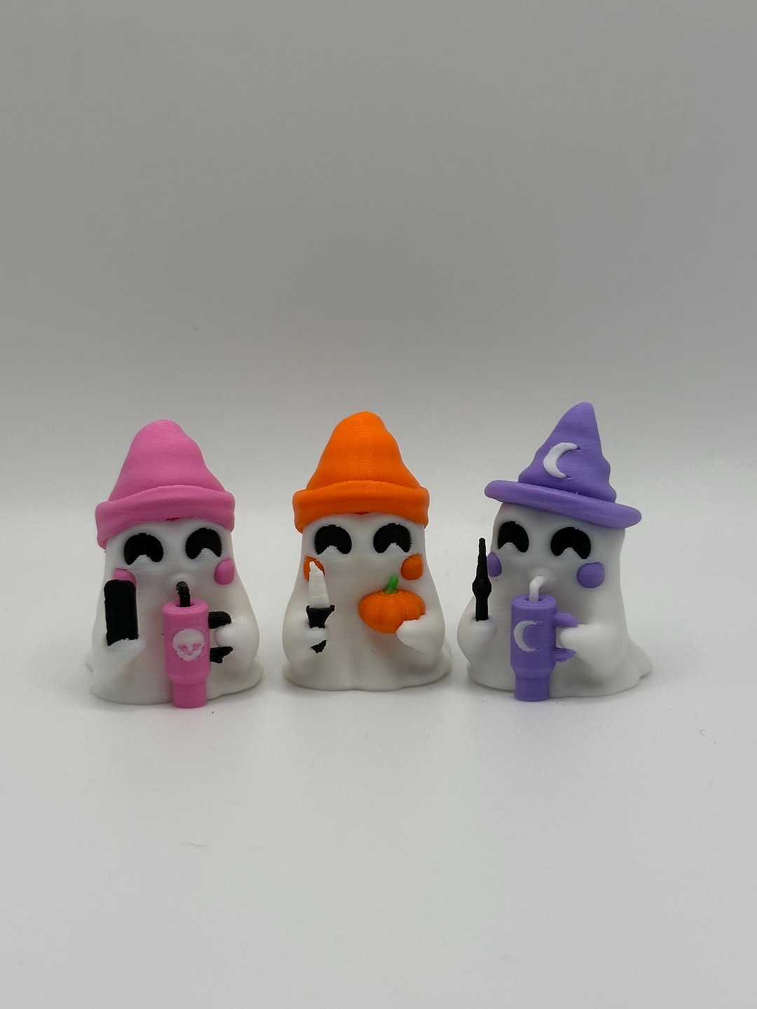 Mini Halloween Ghost Figurines: 3D Printed Desk Decor - Saber3d - Etsy