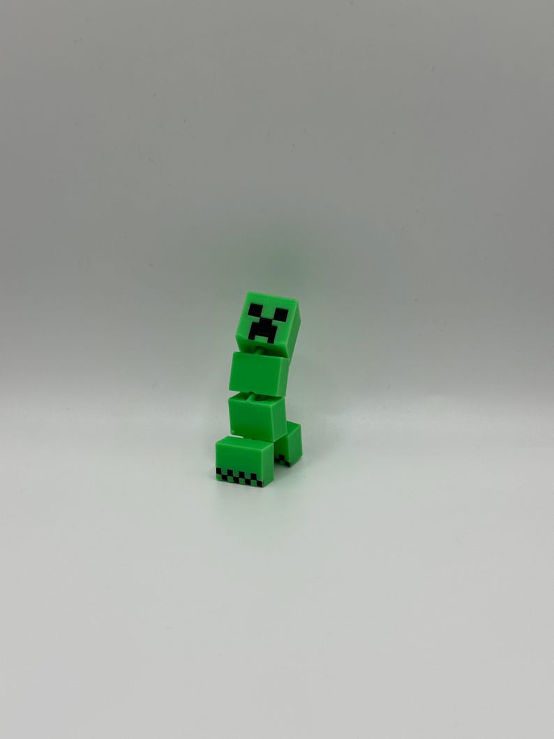Articulated Creeper Figurine – Minecraft-inspired Poseable Toy for ...