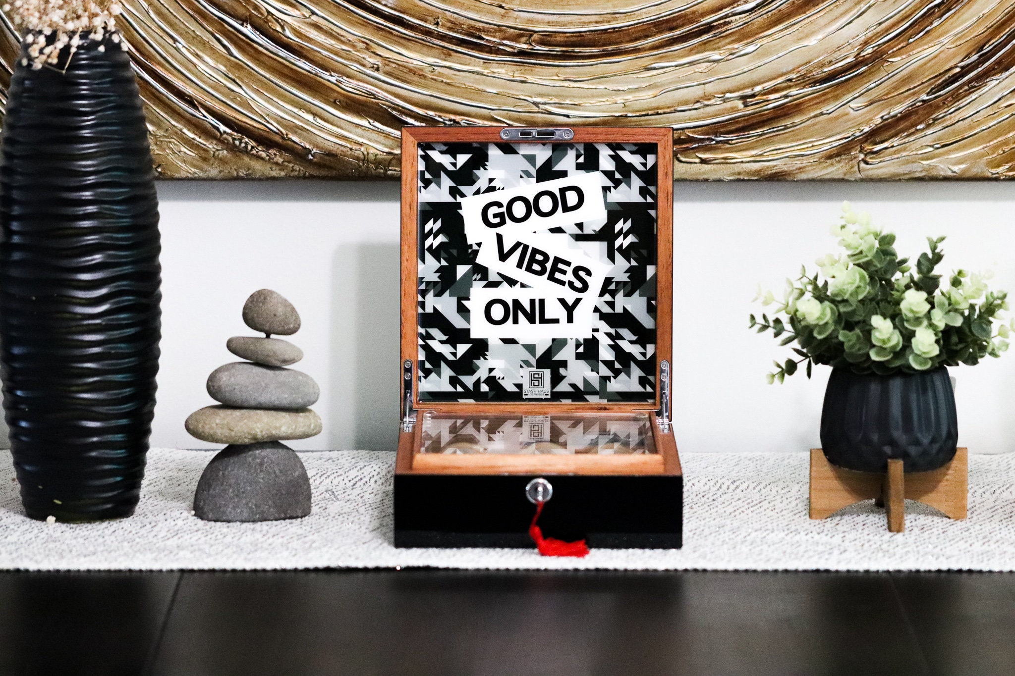 High End Custom Stash Box in High Gloss Finish black or - Etsy