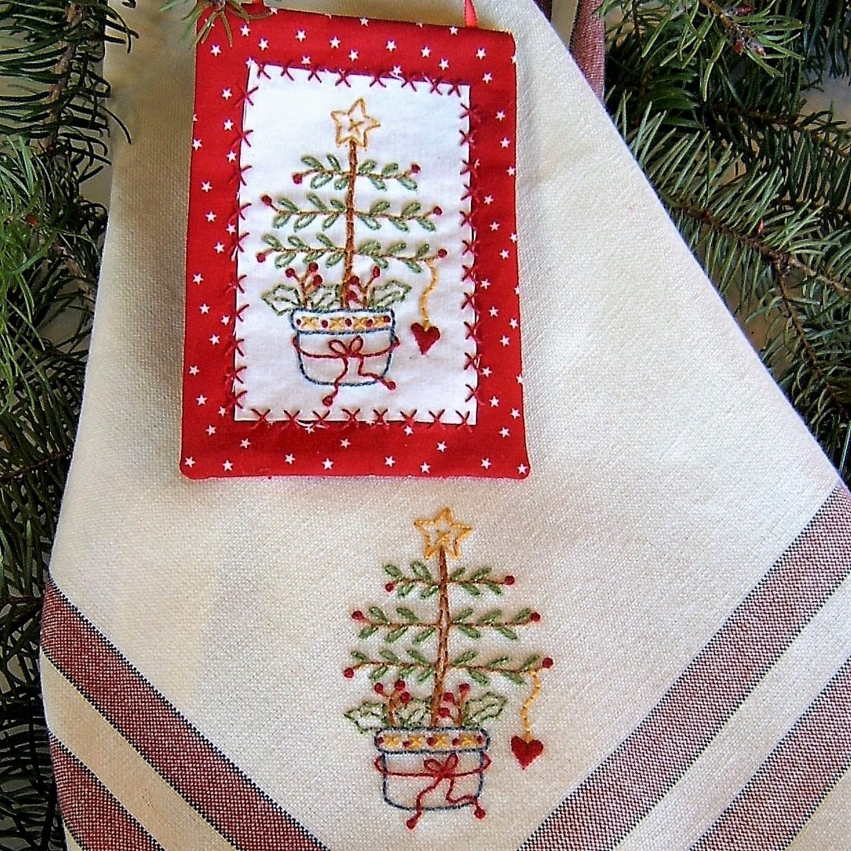 Folk-art Christmas Tree - Hand Embroidery Pattern - Etsy
